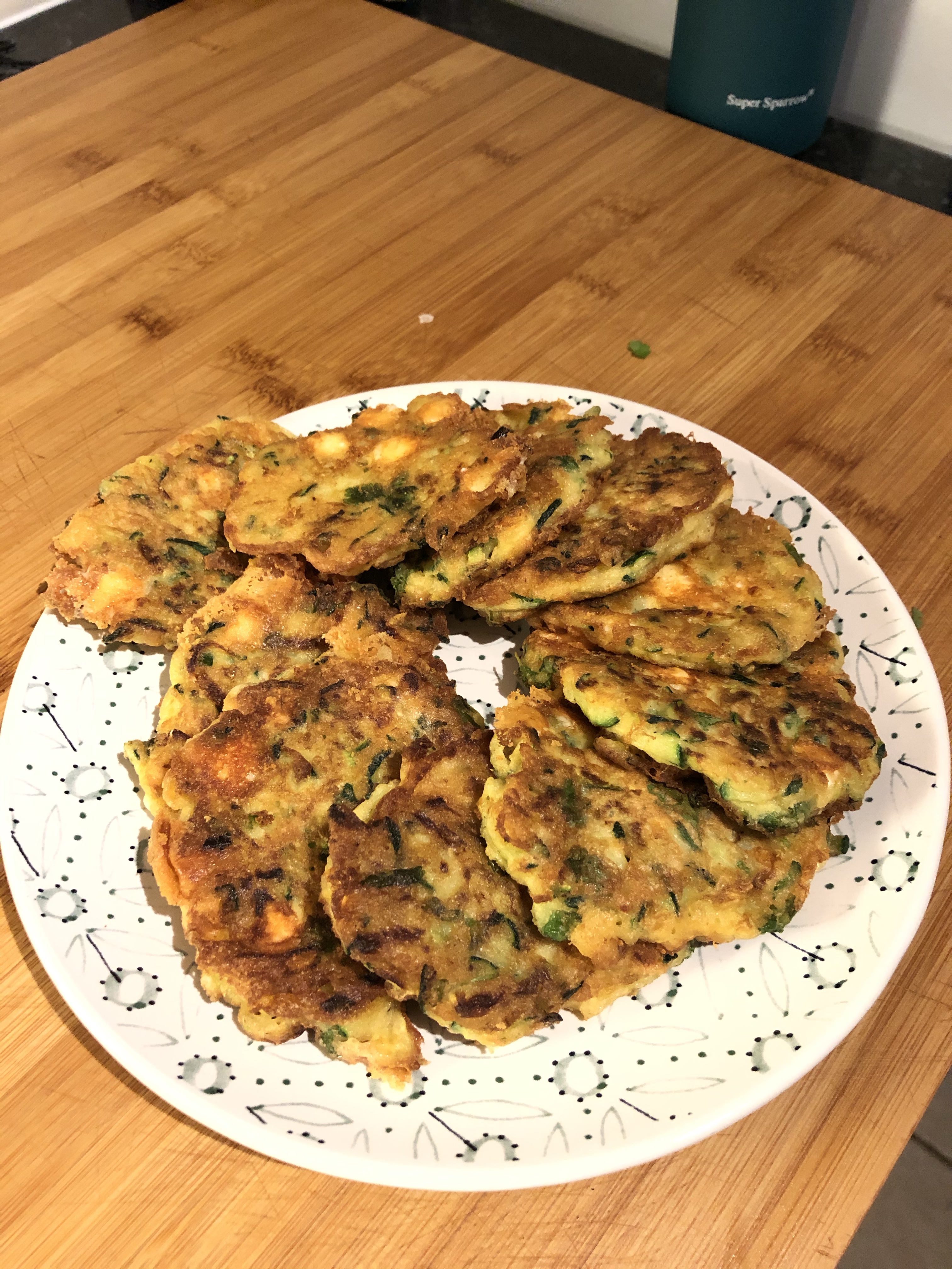 Mucver (Turkish Courgette/Zucchini Fritters) – This Isolation Life